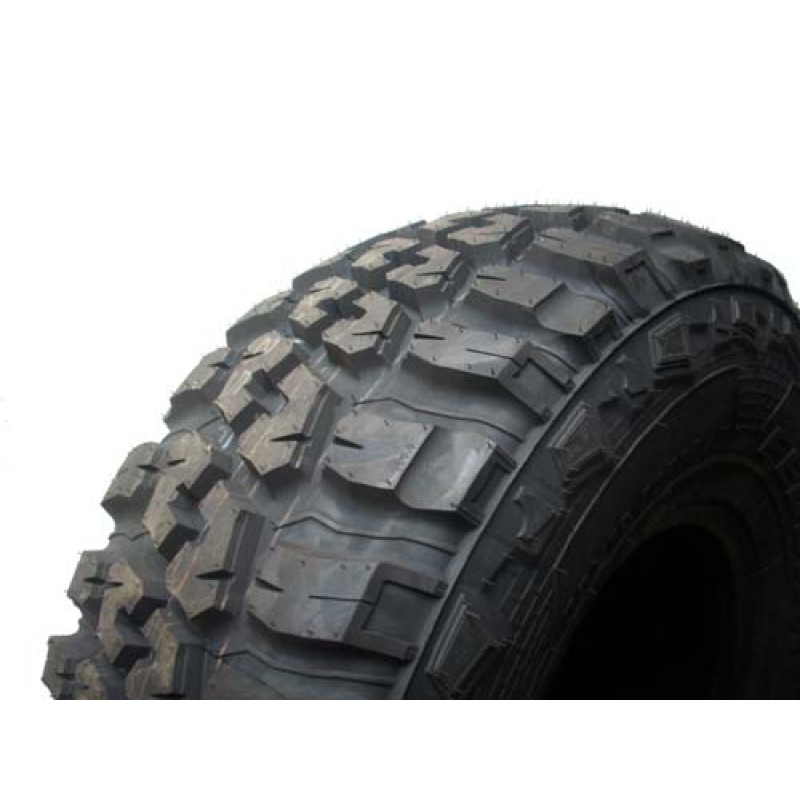Pneu semi novo 35x12,5 R15 Federal Mud Terrain 70% Off-road e 30% On ...